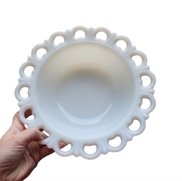 Anchor Hocking | Dining | Vintage Milk Glass Open Lace Heart Edge Large ...